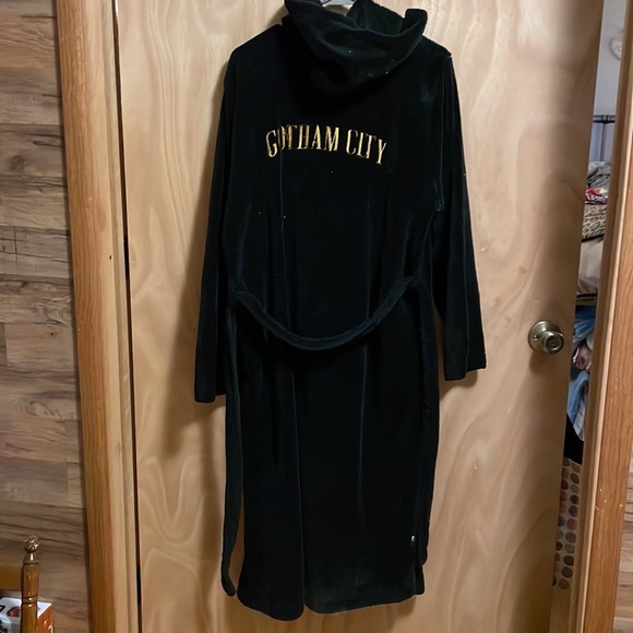 Intimates & Sleepwear | Rare Justice League Gotham City Batman Hooded ...
